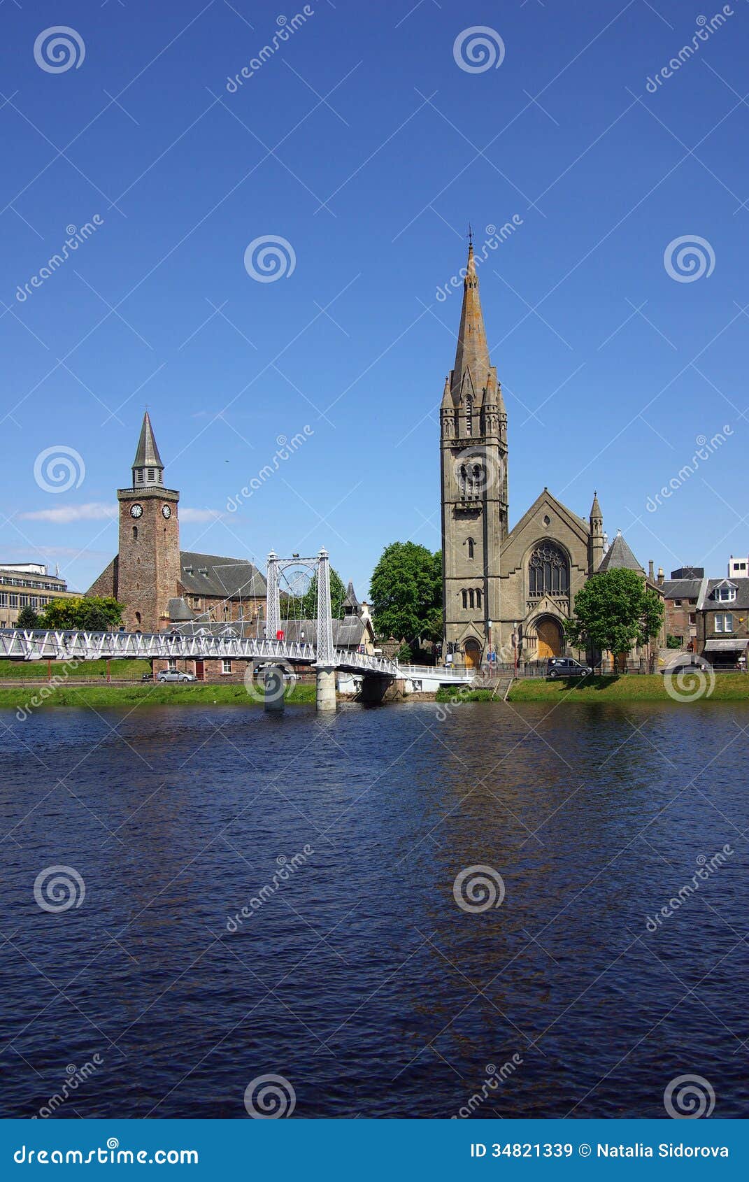 Brug in Inverness, Schotland Stock Afbeelding - Image of stedelijk ...