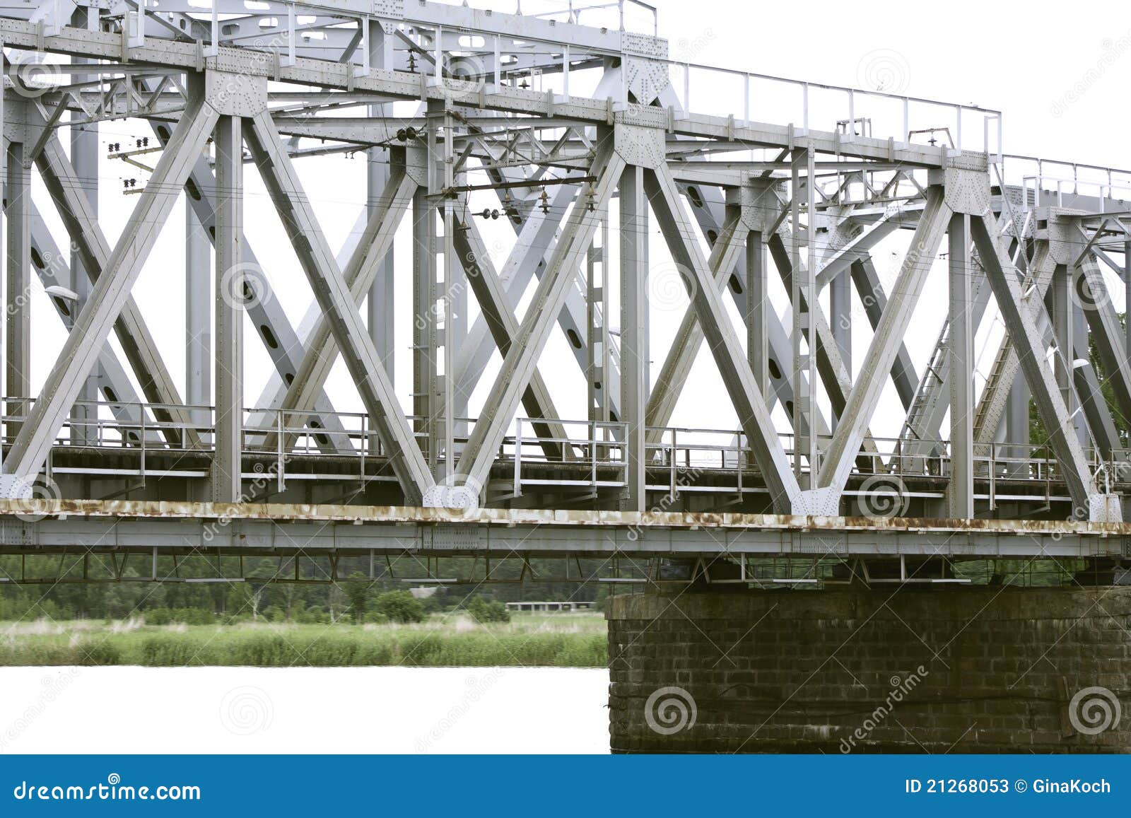 Brug van staal stock afbeelding. Image of brug, staat - 21268053