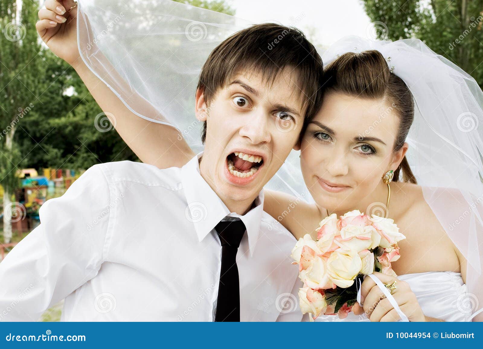 Bruid en bruidegom stock foto. Image of poep, uitdrukking - 10044954