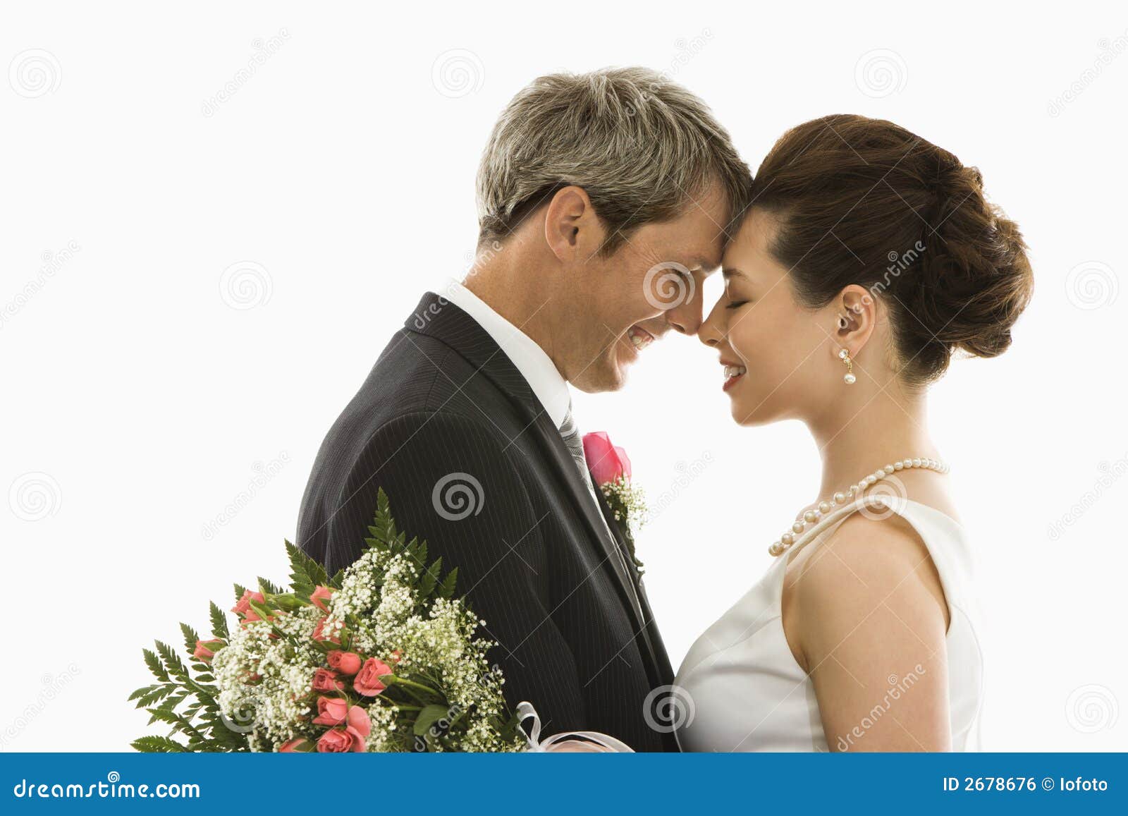 Bruid en bruidegom. stock foto. Image of foto, schouders - 2678676