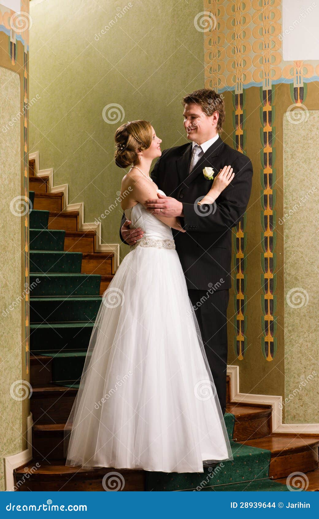 Bruid en bruidegom samen stock foto. Image of huwelijk - 28939644