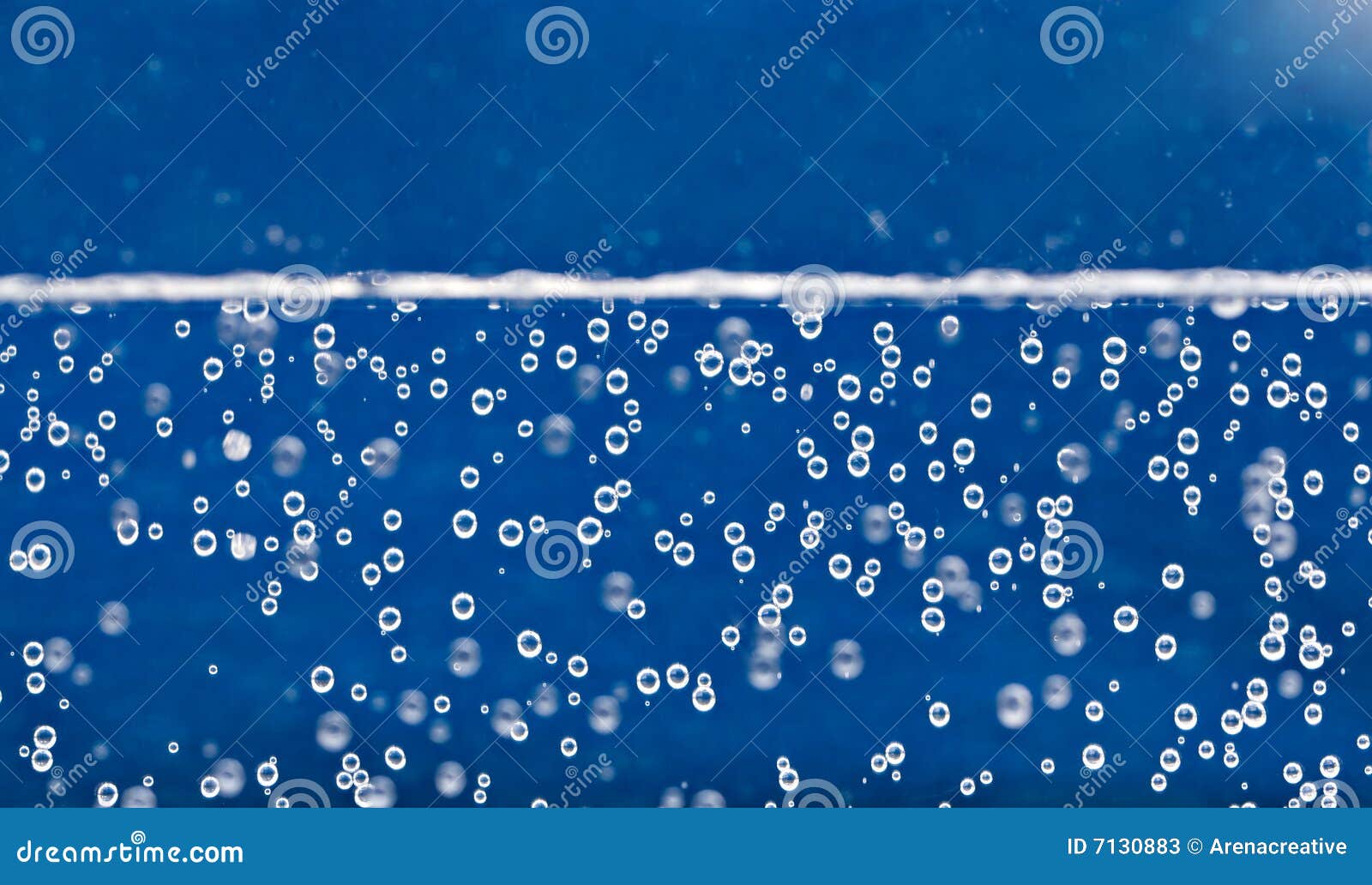 Bruisend Sodawater stock afbeelding. Image of bellen, carbonatie - 7130883