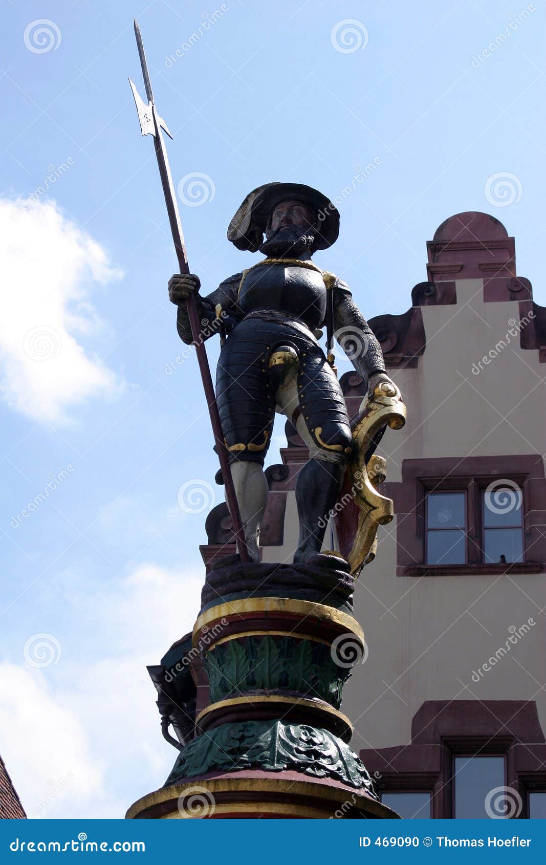 Brunnenstatue in Basel stockfoto. Bild von statue, schweiz - 469090