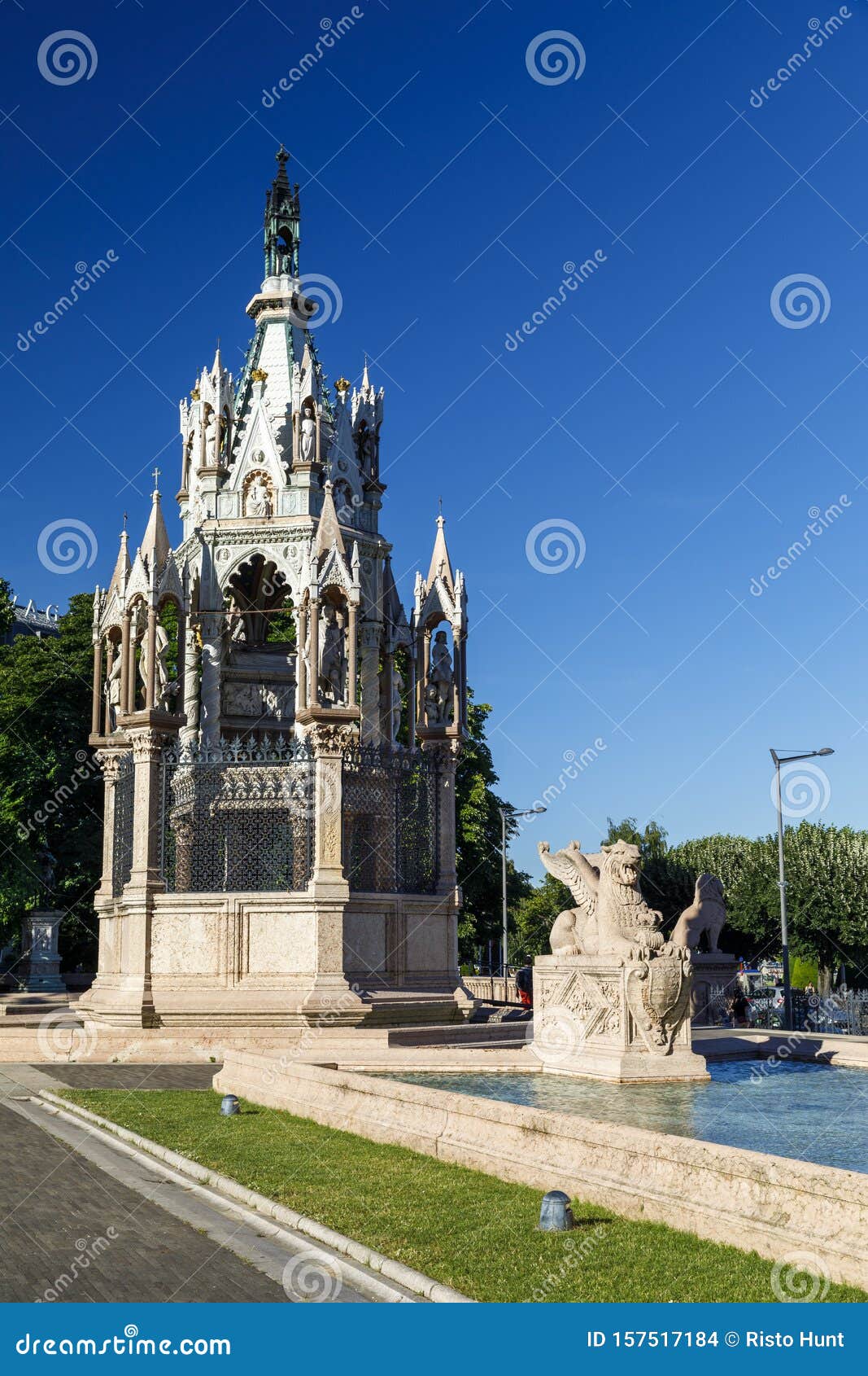 Brunswick-Denkmal in Genf, Schweiz Stockfoto - Bild von gebäude ...