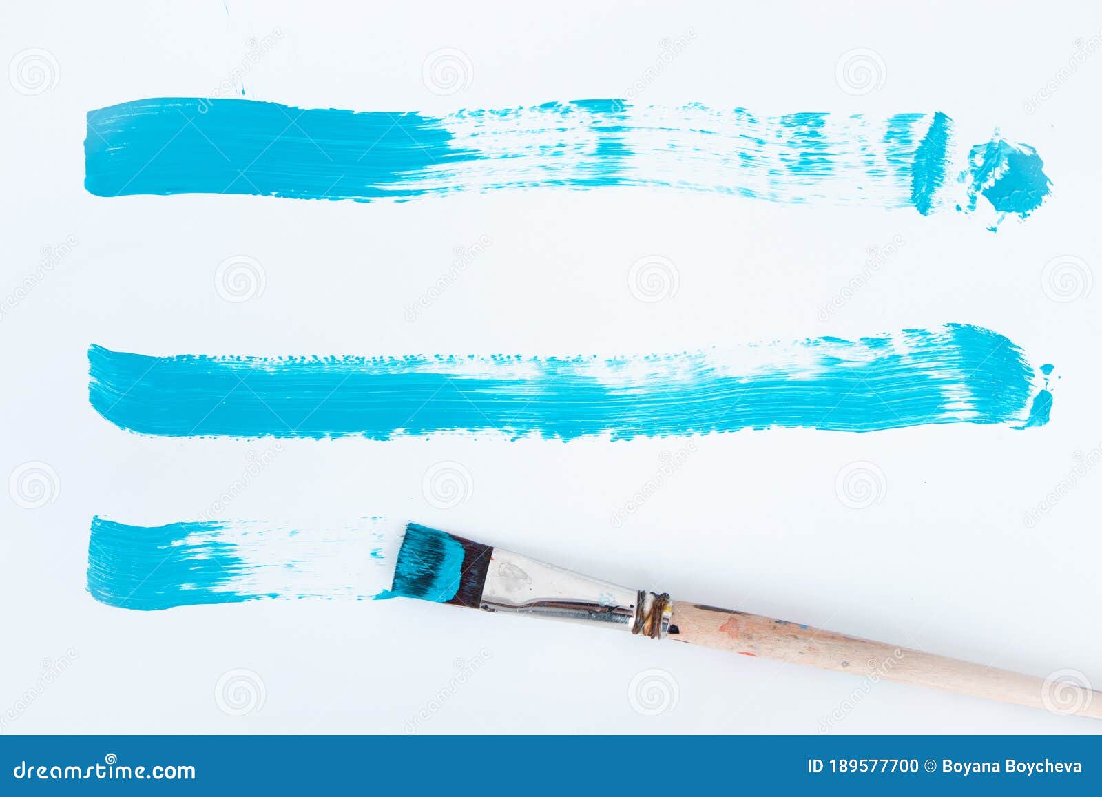 Brush that Draws a Blue Line Stock Photo - Image of daub, color: 189577700
