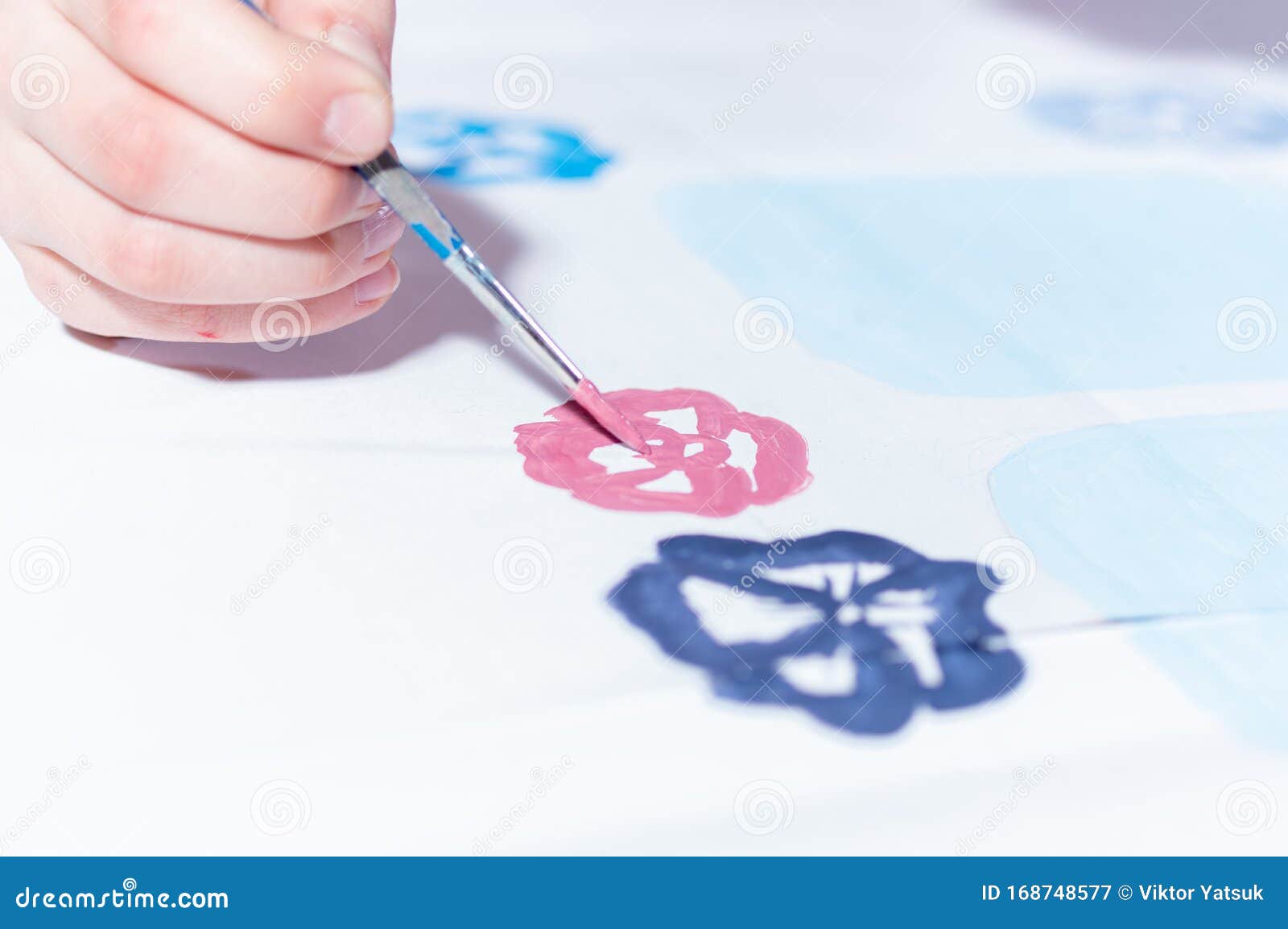 Brush the Outline. Paint and Brush. Draw Patterns Stock Image - Image ...