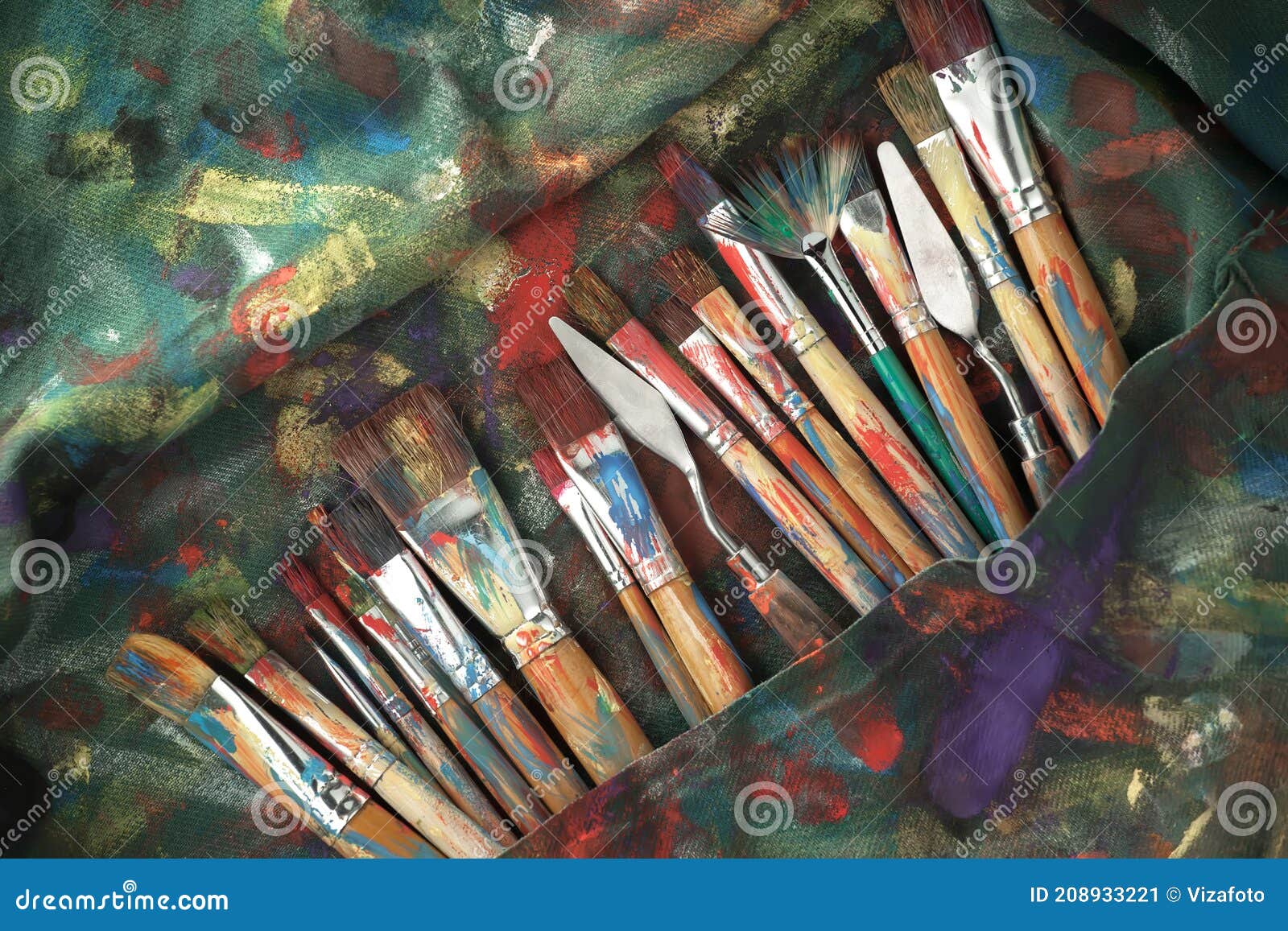Brushes and Paints for Drawing. Stock Illustration - Illustration of ...