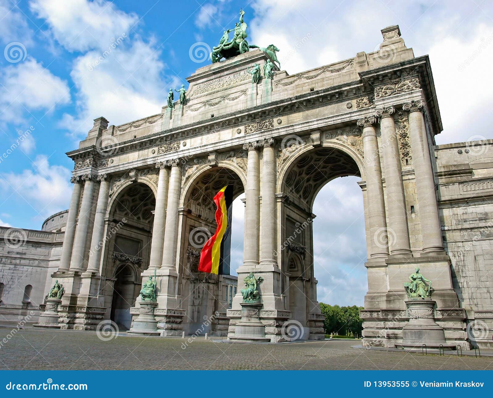 Brussels - Triumphal arch stock image. Image of historical - 13953555