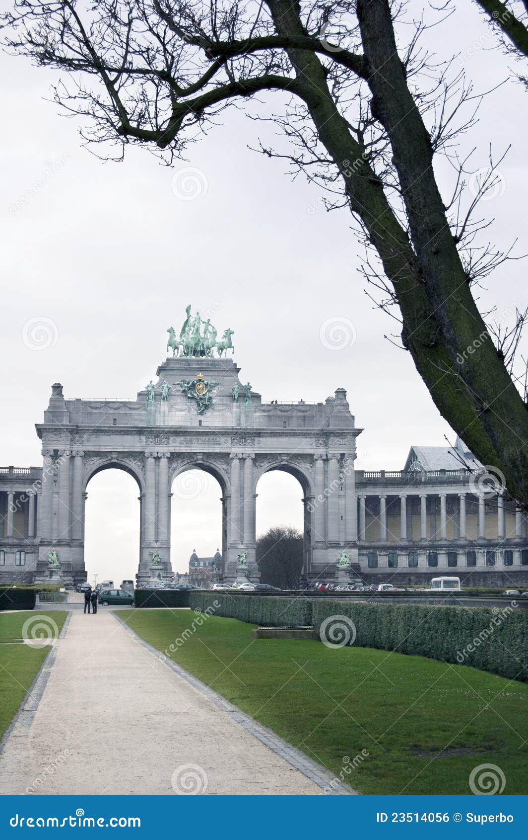 Brussels, Triumphal arch stock photo. Image of memorial - 23514056