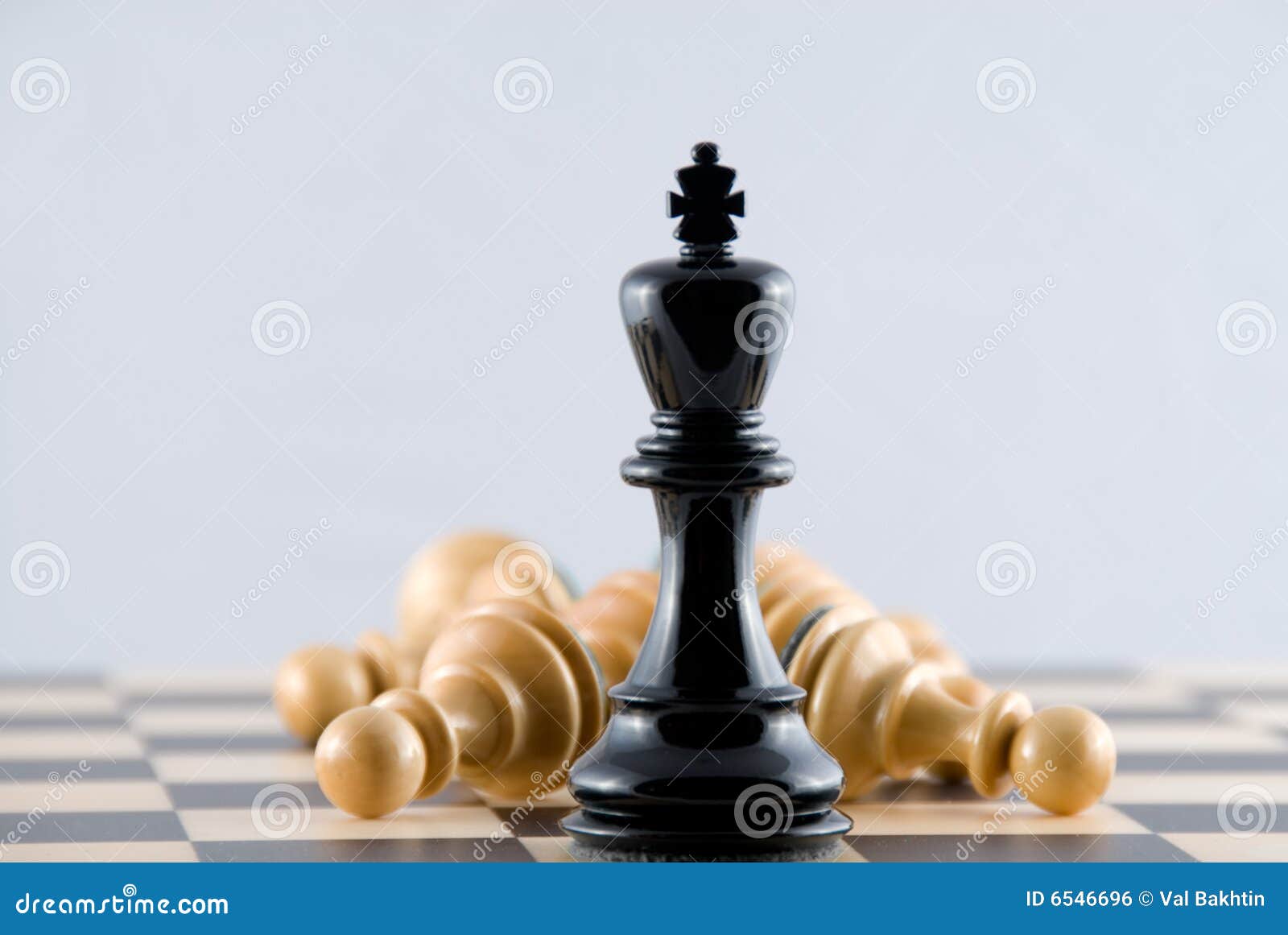 Brutale Overwinning. Schaak. Stock Foto - Image of raad, koningin: 6546696