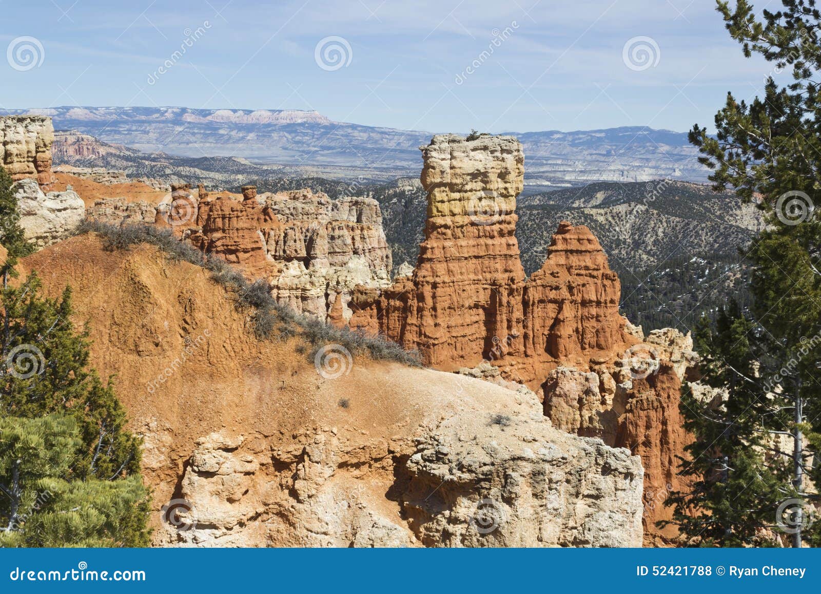 Bryce Canyon Hoodoo Formations Stock Photo - Image of bryce, broken ...
