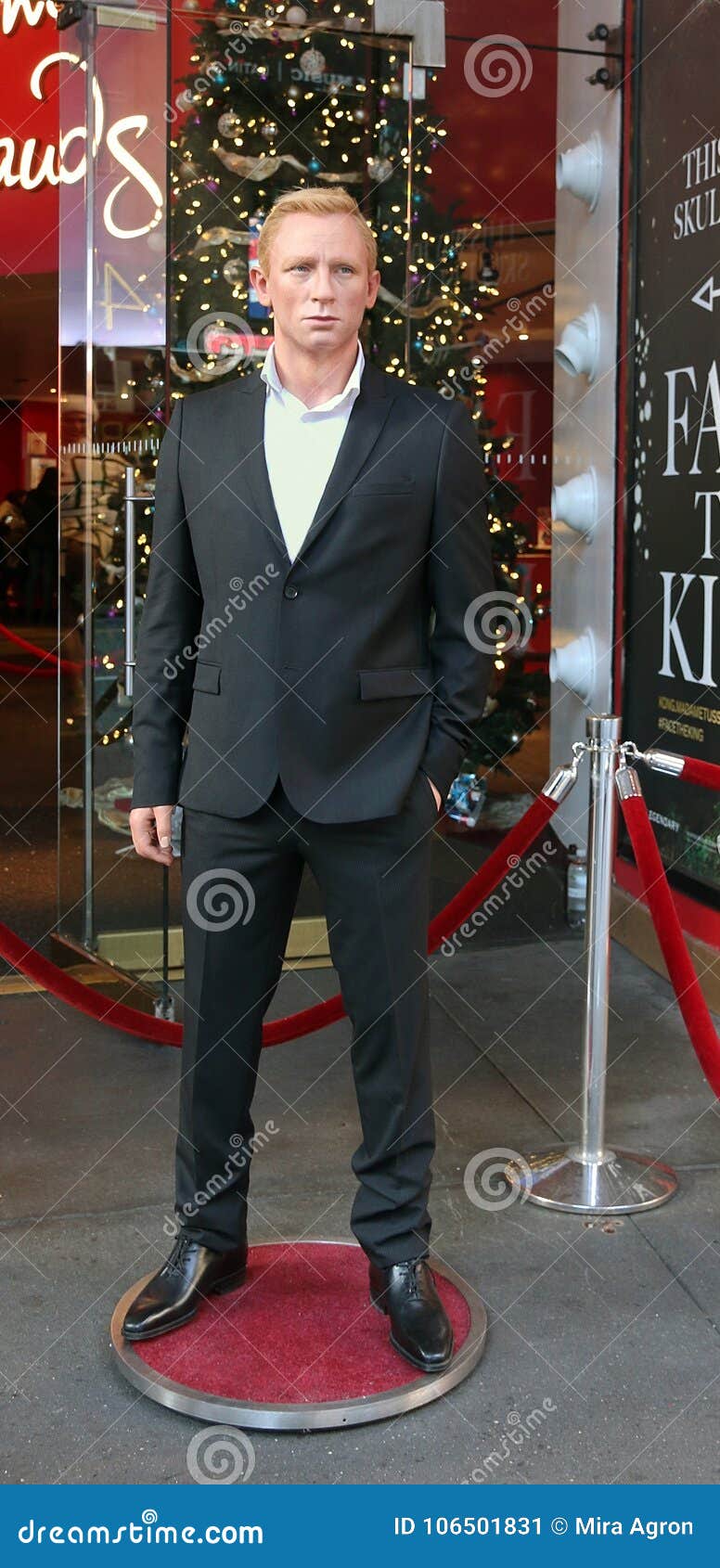 Brytyjski Aktor, Daniel Craig W Wosku Zdjęcie Editorial - Obraz ...