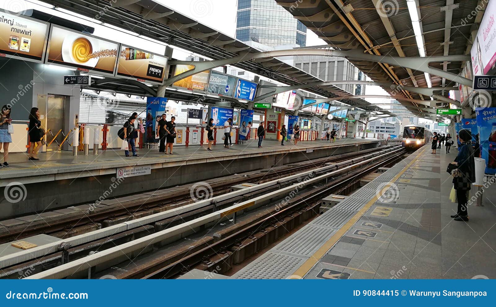 BTS Ari & X28;Skytrain Stations in Bangkok& X29; Editorial Image ...