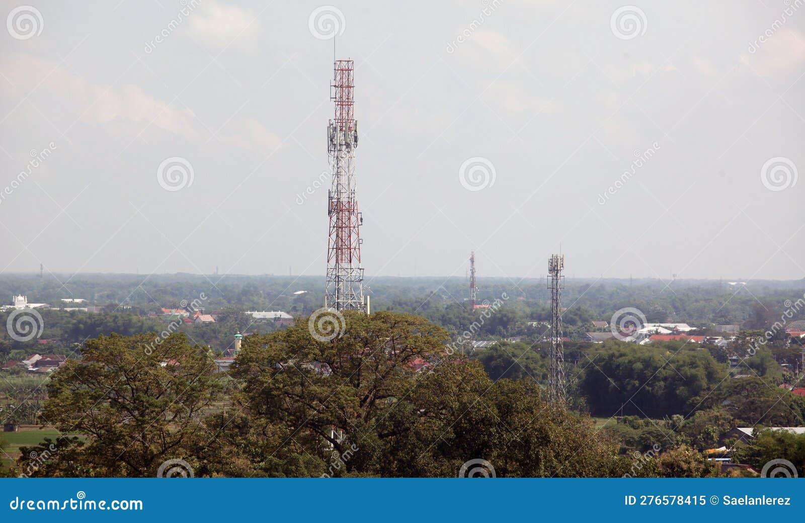 BTS Telecommunication and Mobile Network Infrastructure Stock Image ...