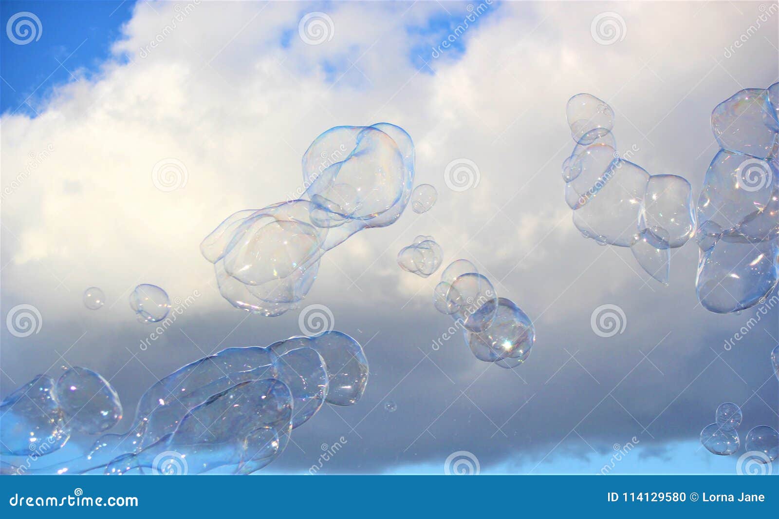 Bubbles Bubble Background Modern Simple Abstract Design with Copyspace ...