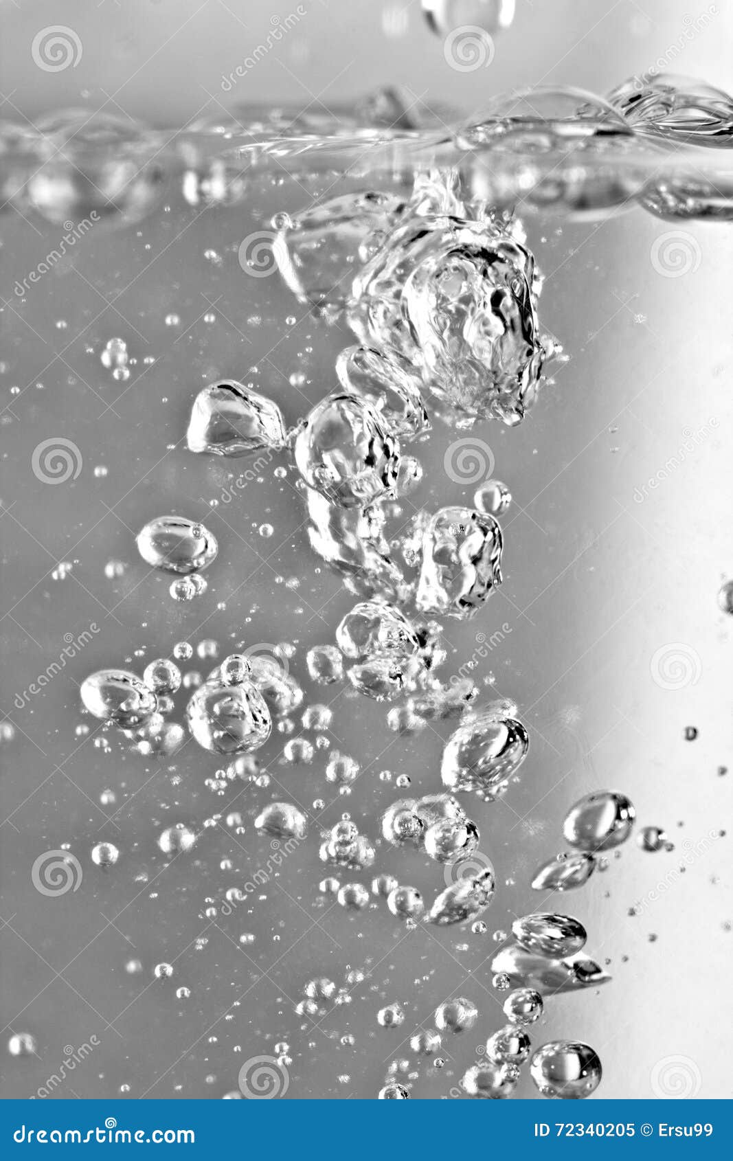 Bubbles in a Glass of Water Stock Image - Image of circles, colourless ...