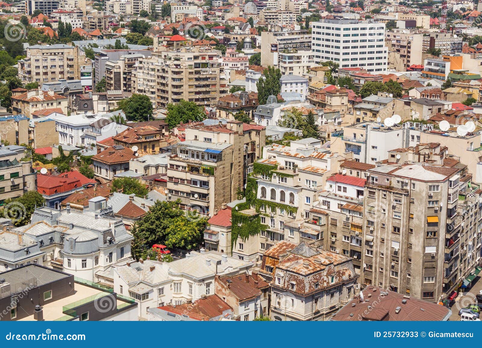 Bucharest editorial stock photo. Image of transport, urban - 25732933