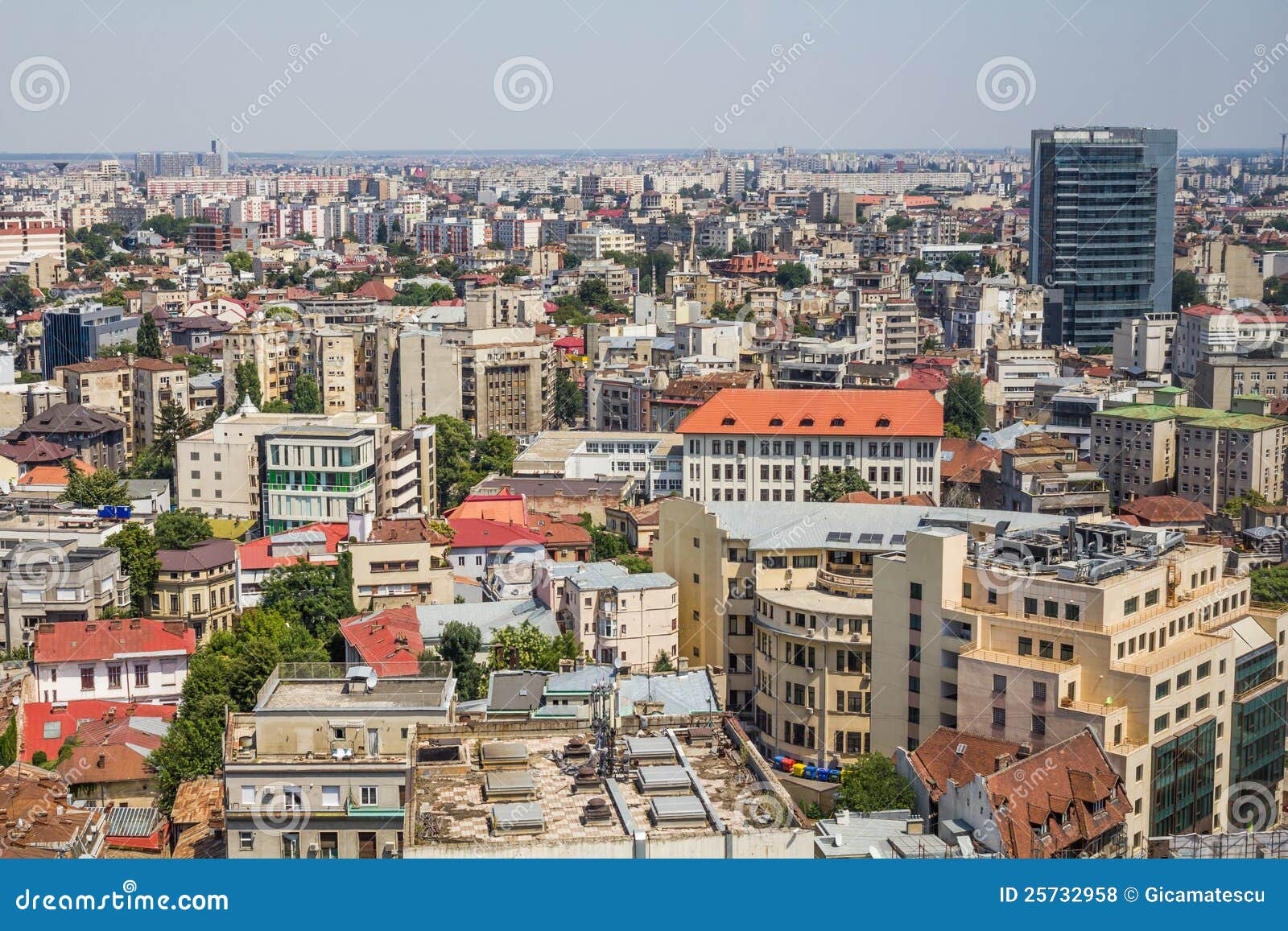 Bucharest editorial stock photo. Image of asphalt, buildings - 25732958
