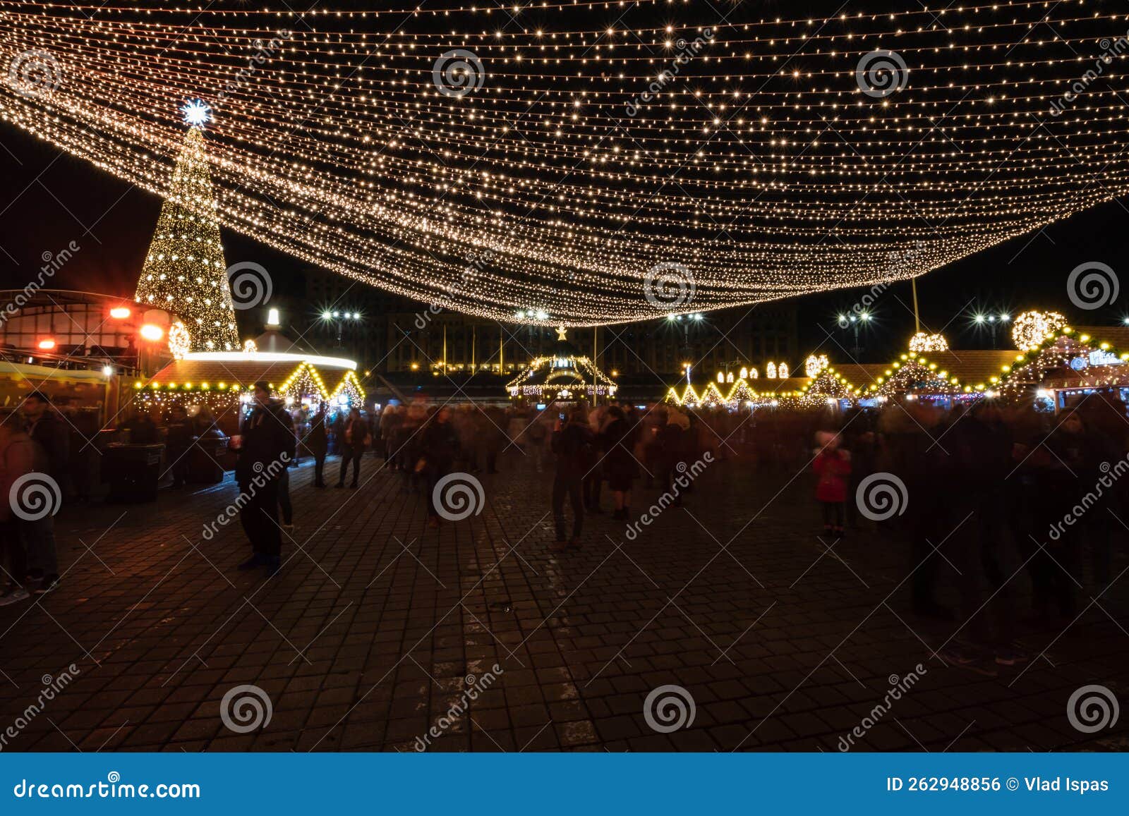 Bucharest Christmas Market at Night Editorial Photo - Image of hanging ...