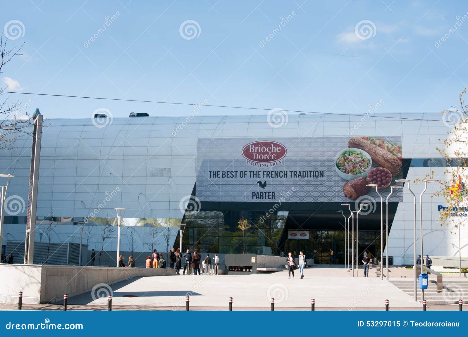Bucharest mall entrance editorial image. Image of cosmopolitan - 53297015