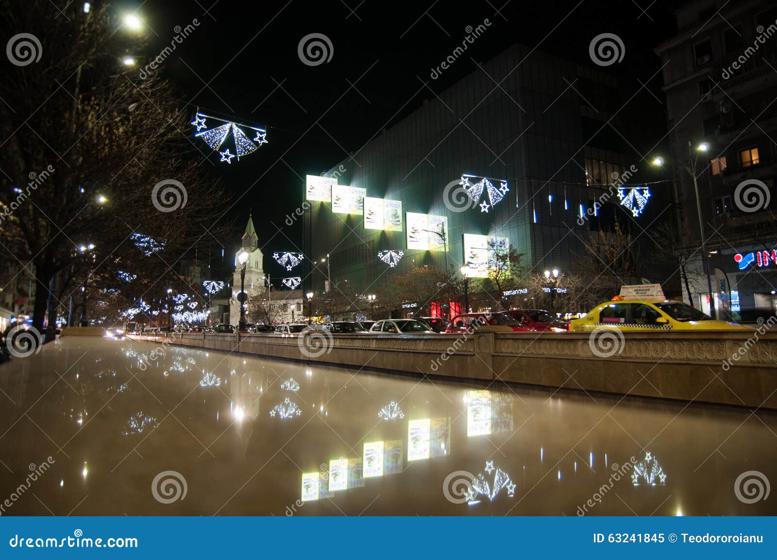 Bucharest by night editorial image. Image of streets - 63241845