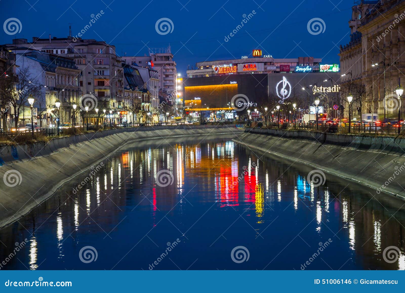 Bucharest in the night editorial photo. Image of embankment - 51006146