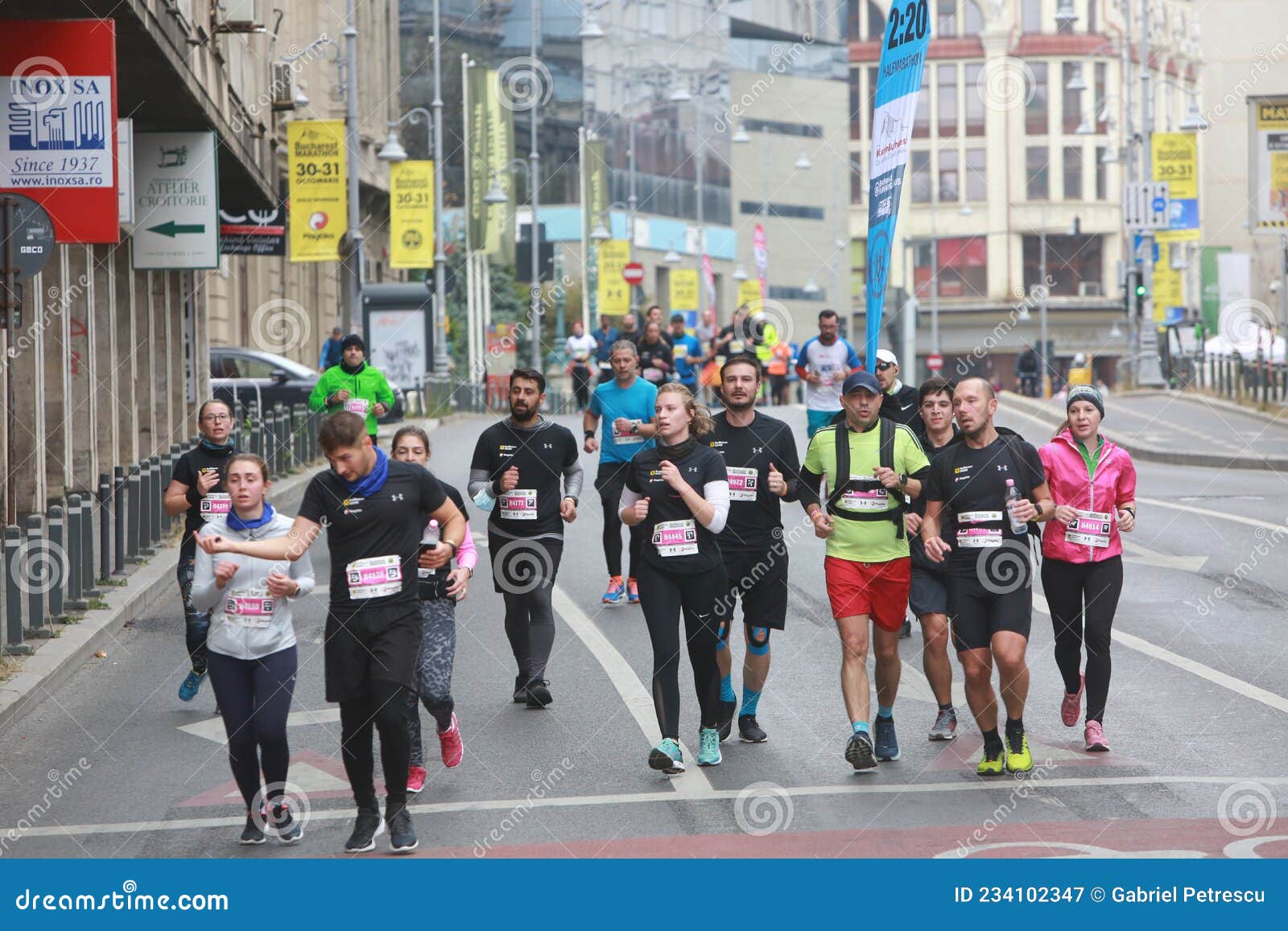 Bucharest Marathon editorial photography. Image of group - 234102347