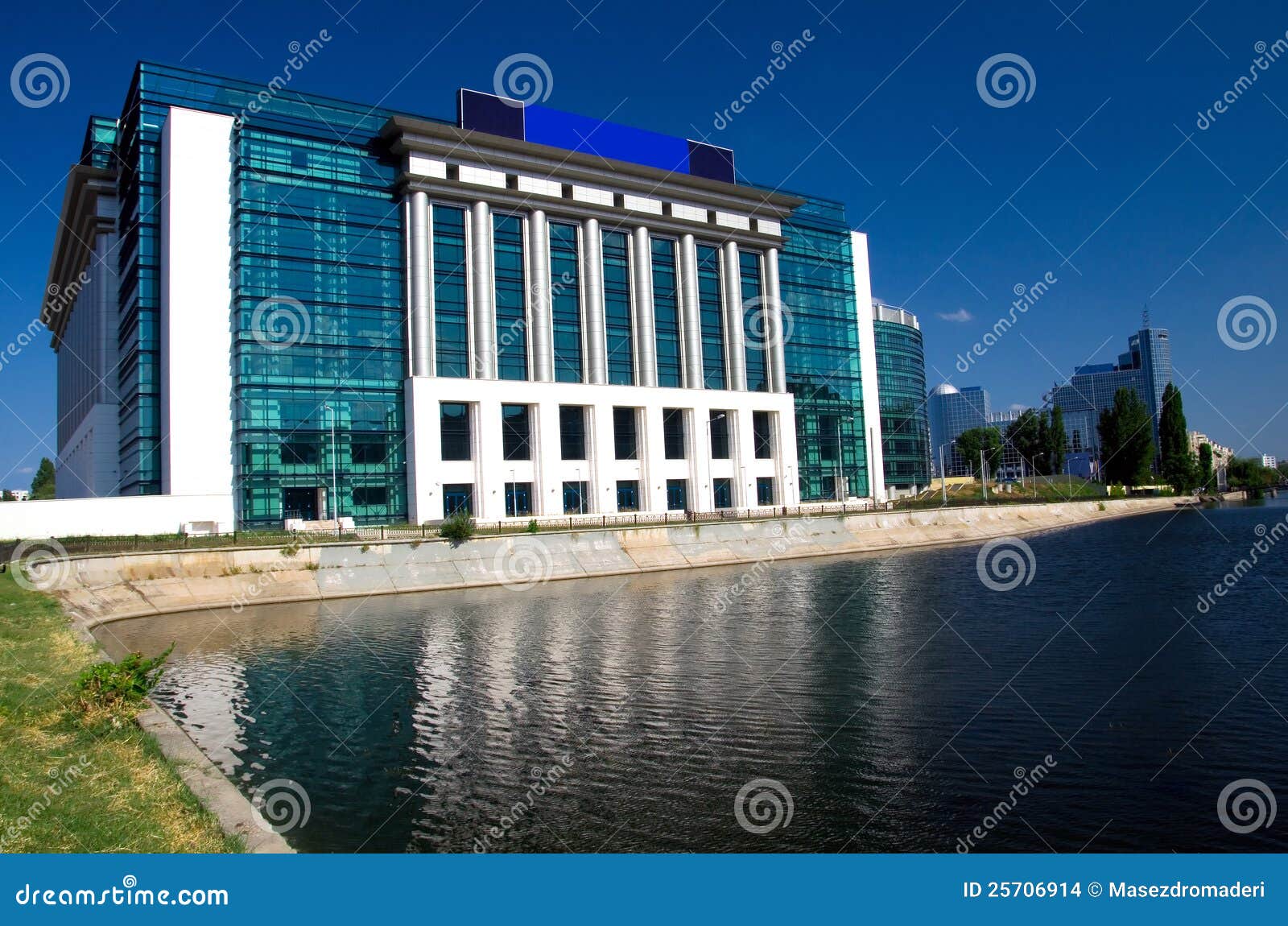 Bucharest - Romanian National Library Stock Photo - Image of european ...