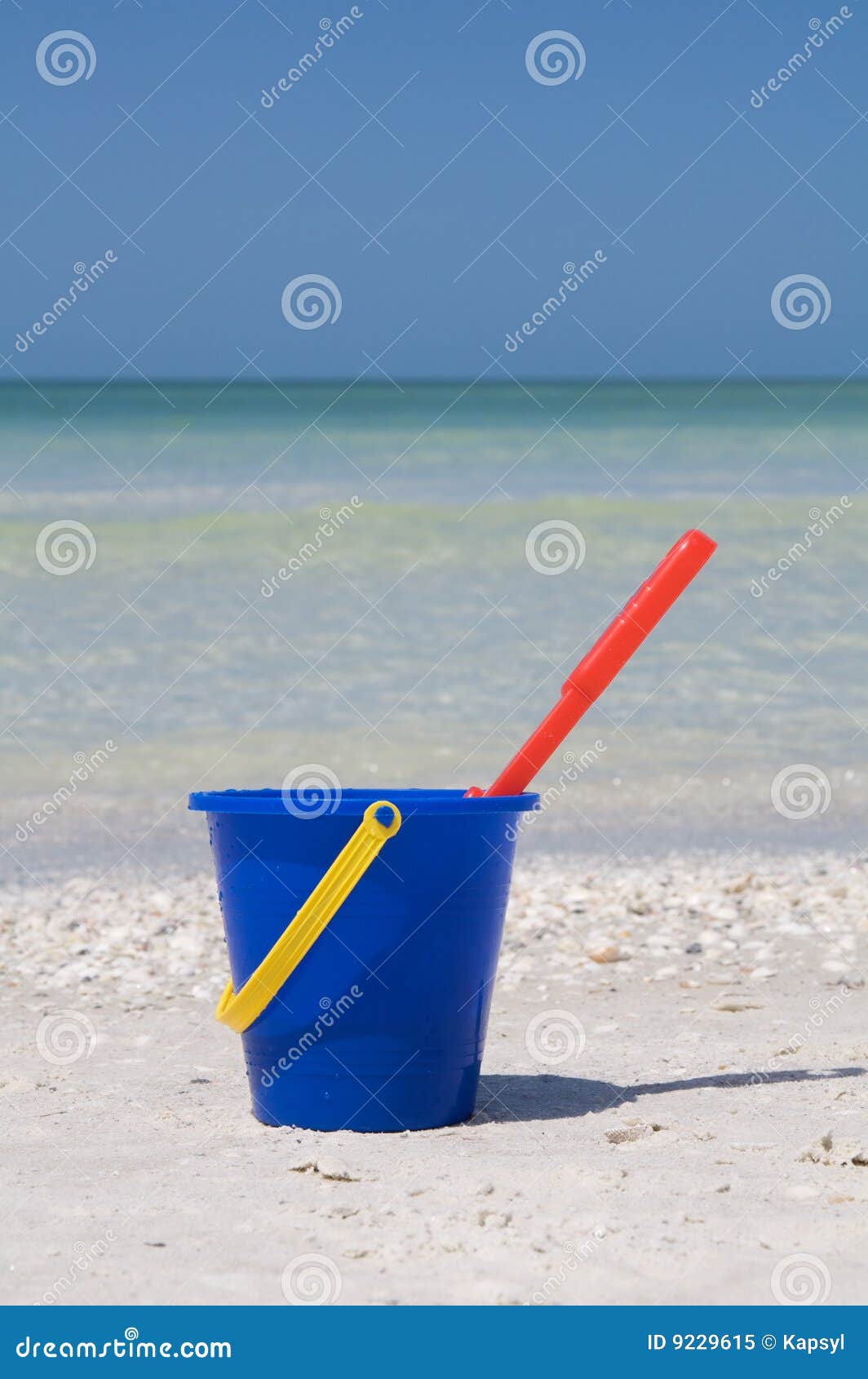 Bucket at beach stock image. Image of beach, blue, leisure - 9229615