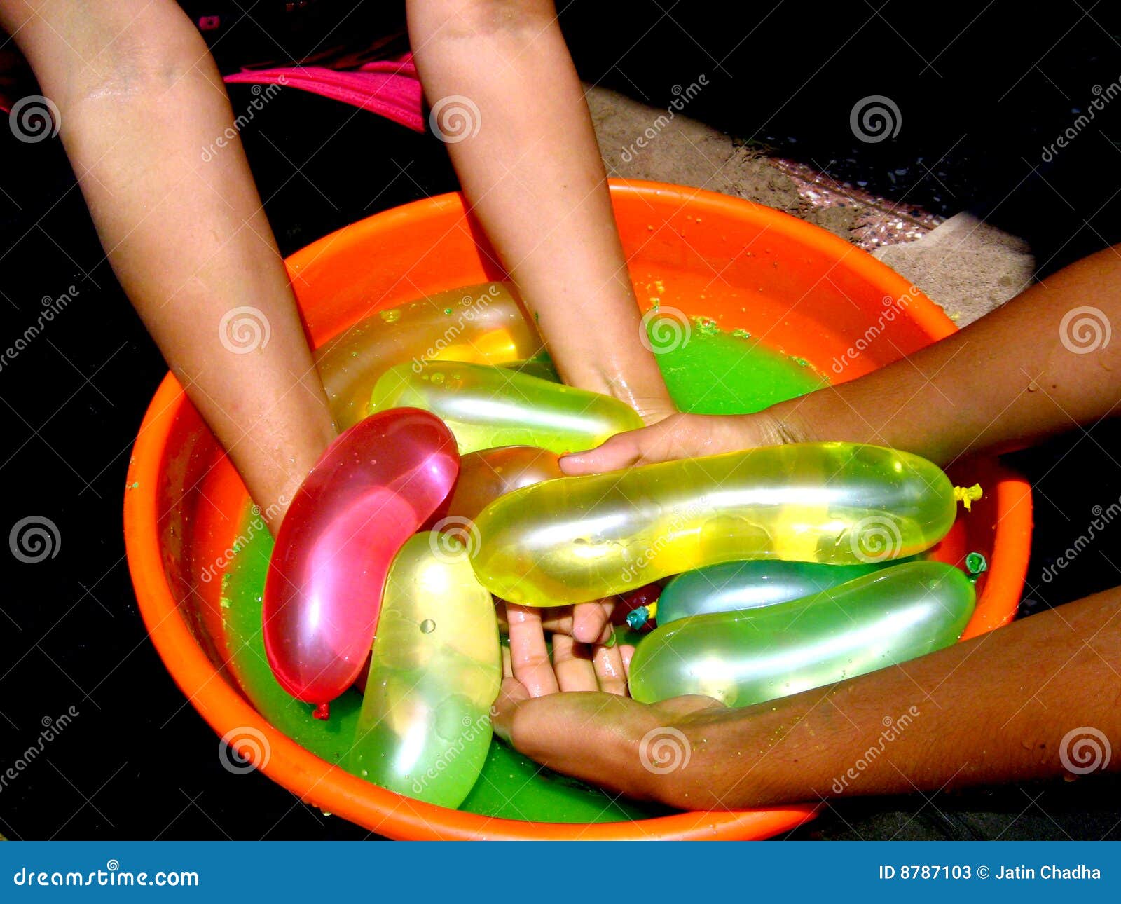 Bucket of water balloons stock image. Image of balloons - 8787103