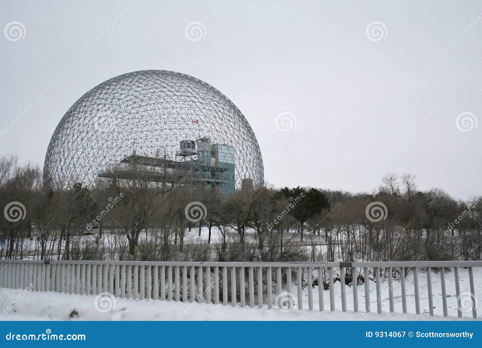 Buckminster Fuller S Geodesic Dome Stock Image - Image of architecture ...