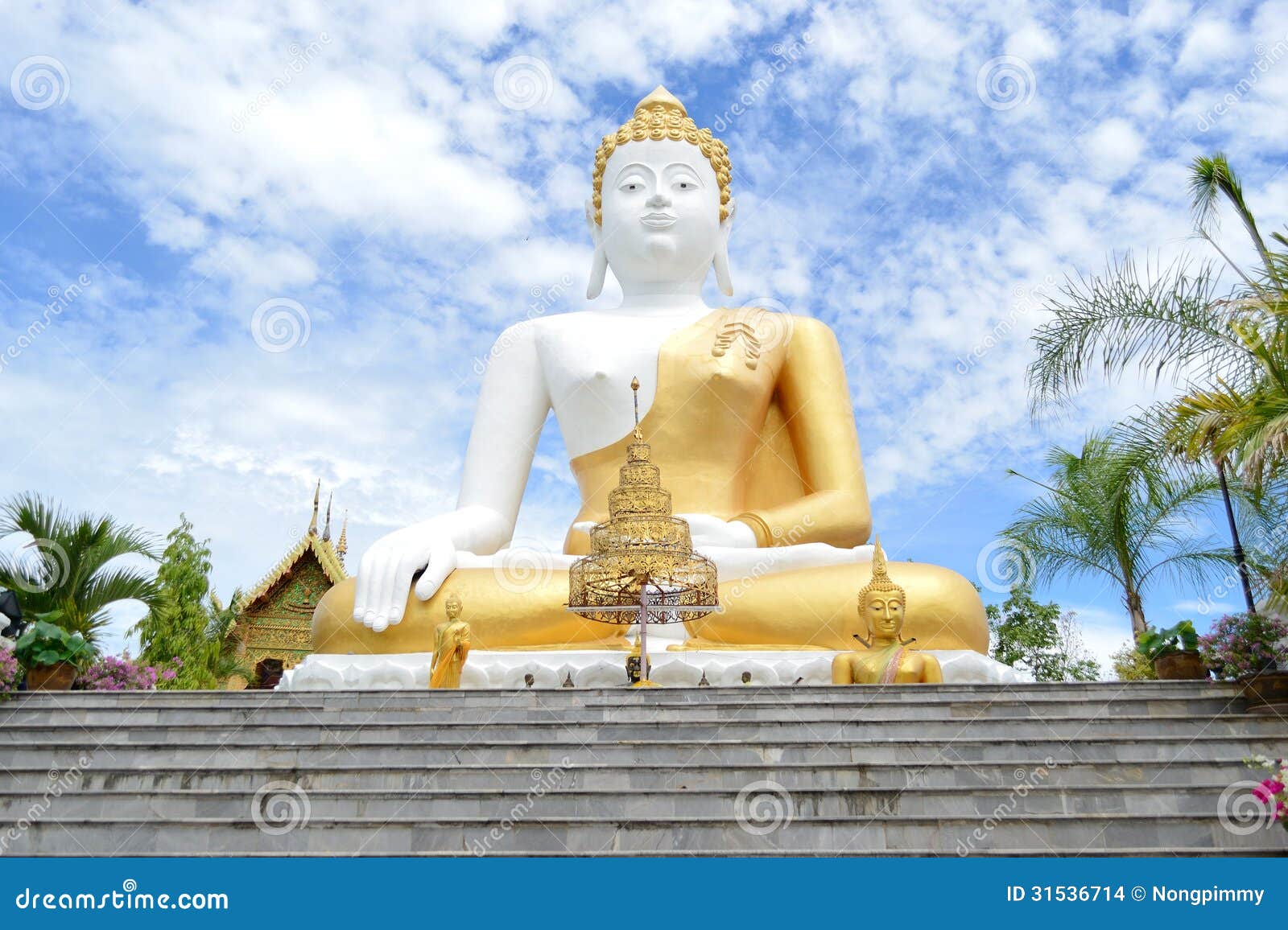 Buda grande blanco foto de archivo. Imagen de espiritual - 31536714