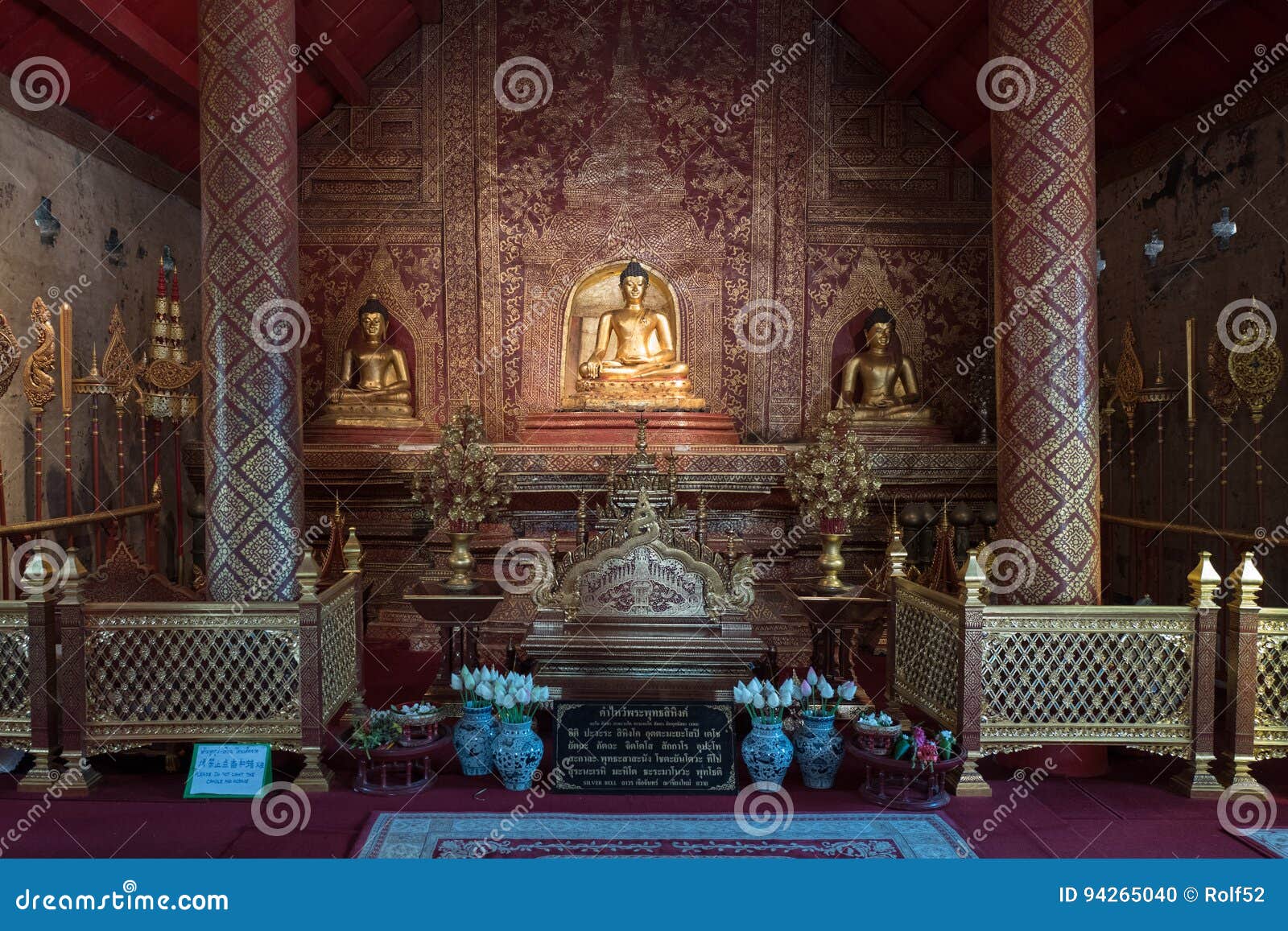 Buda Sihing De Phra Em Wat Phra Singh Em Chiang Mai Imagem Editorial ...