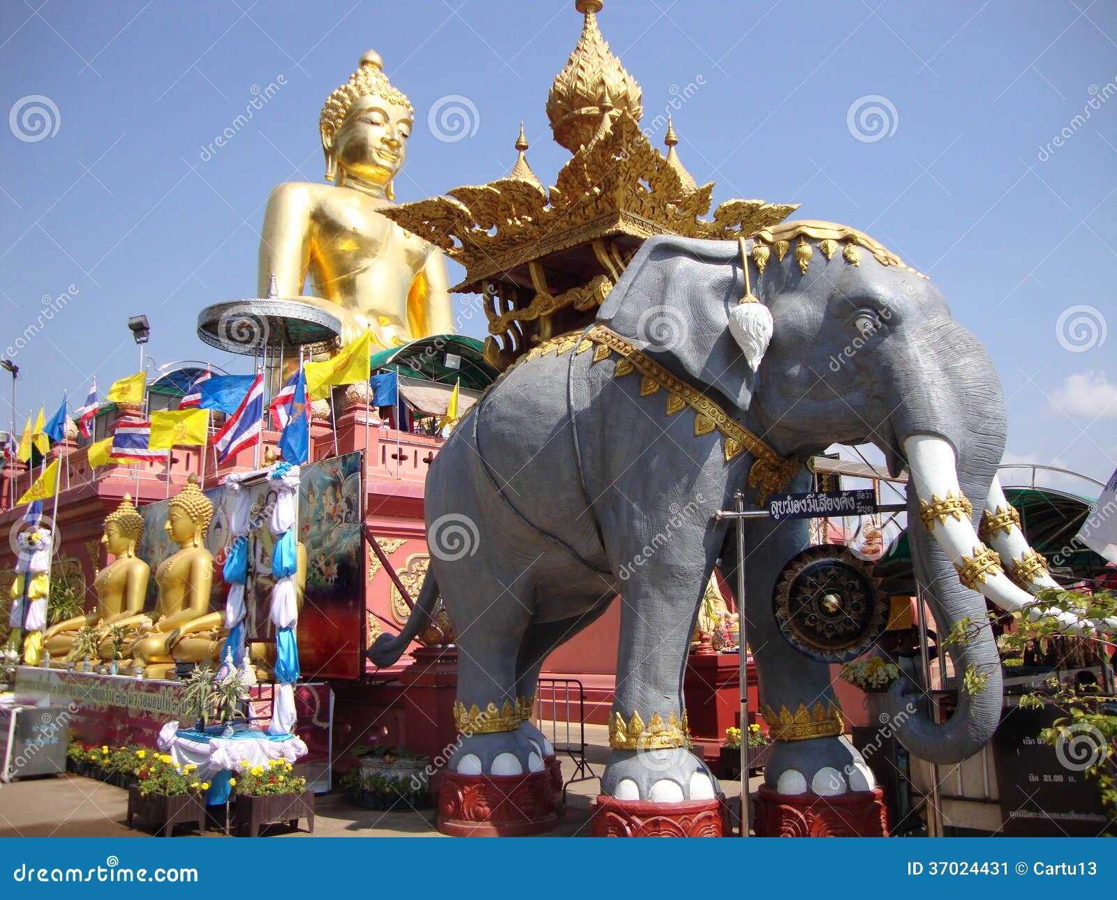 Buda y elefante foto editorial. Imagen de colores, puerto - 37024431