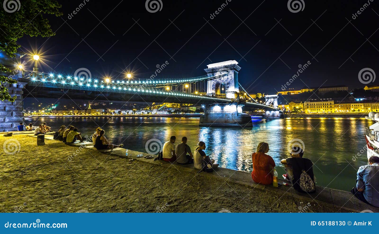 Budapest Bridge at night editorial image. Image of cityscape - 65188130