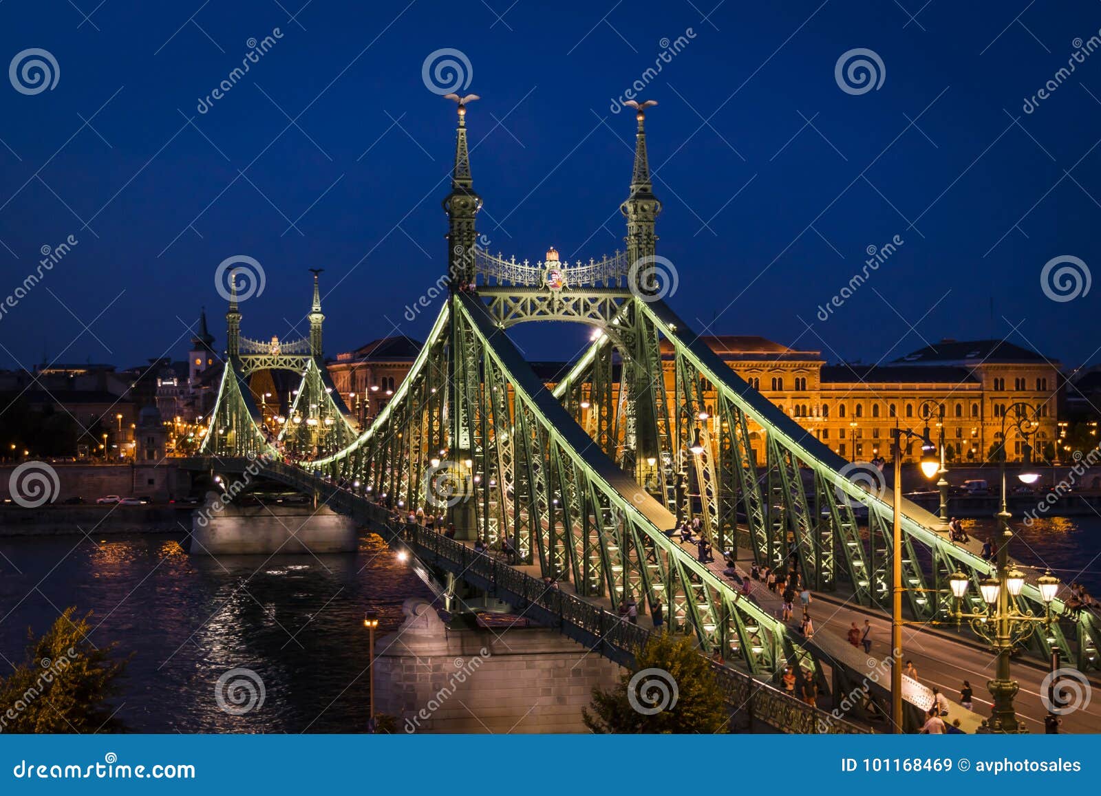 Budapest, Capitale De La Hongrie, Panorama De Nuit Image stock - Image ...