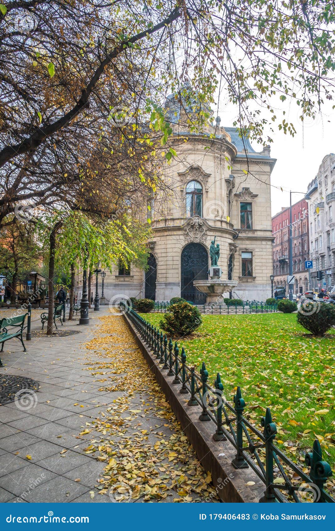 Budapest, Hungary - November 10, 2018: Metropolitan Ervin Szabo Library ...