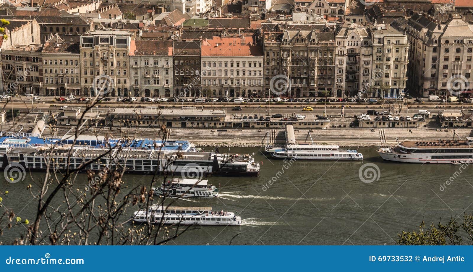 Budapest landscape editorial photography. Image of connect - 69733532