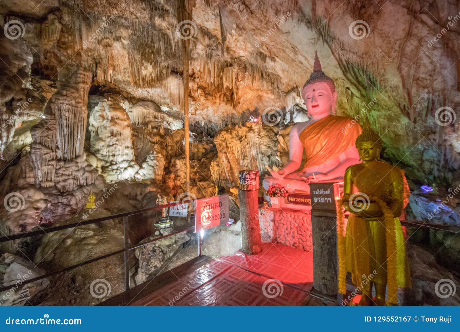 Buddha in the cave editorial photography. Image of monument - 129552167