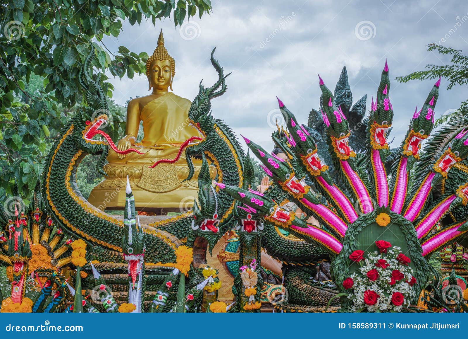 Buddha Images that People Worship Stock Image - Image of garden, head ...