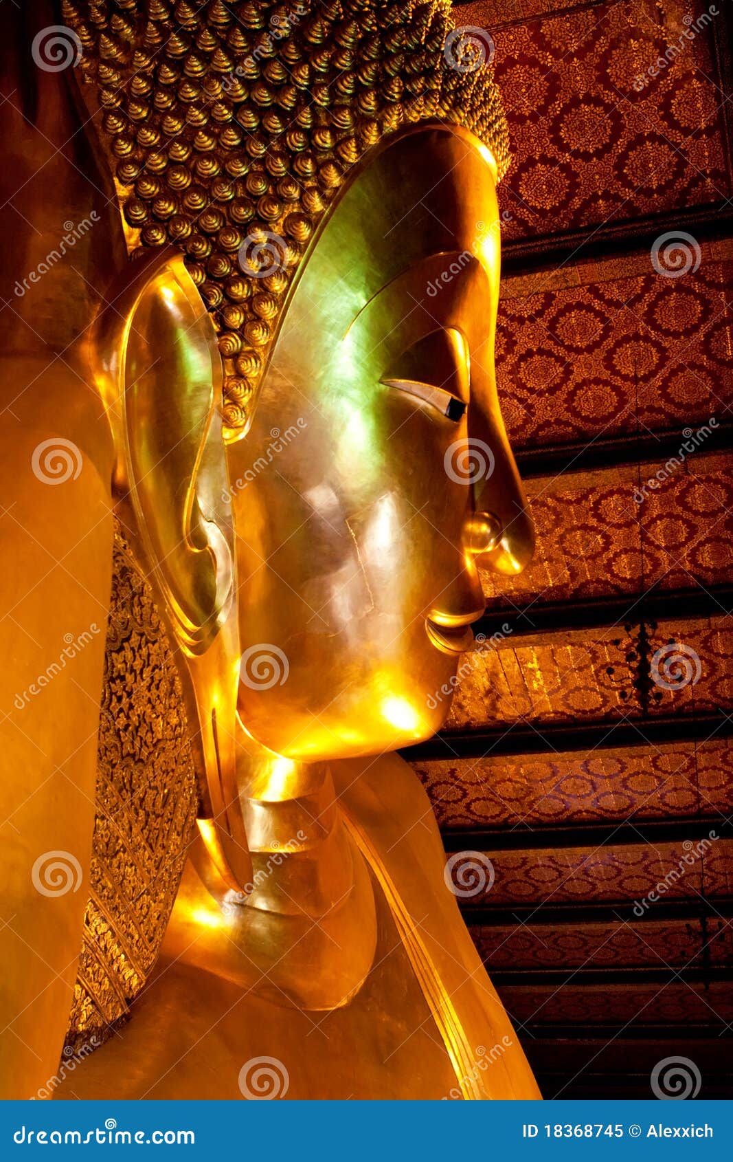 Buddha Reclining - Thailand Stock Image - Image of emerald, buddhism ...