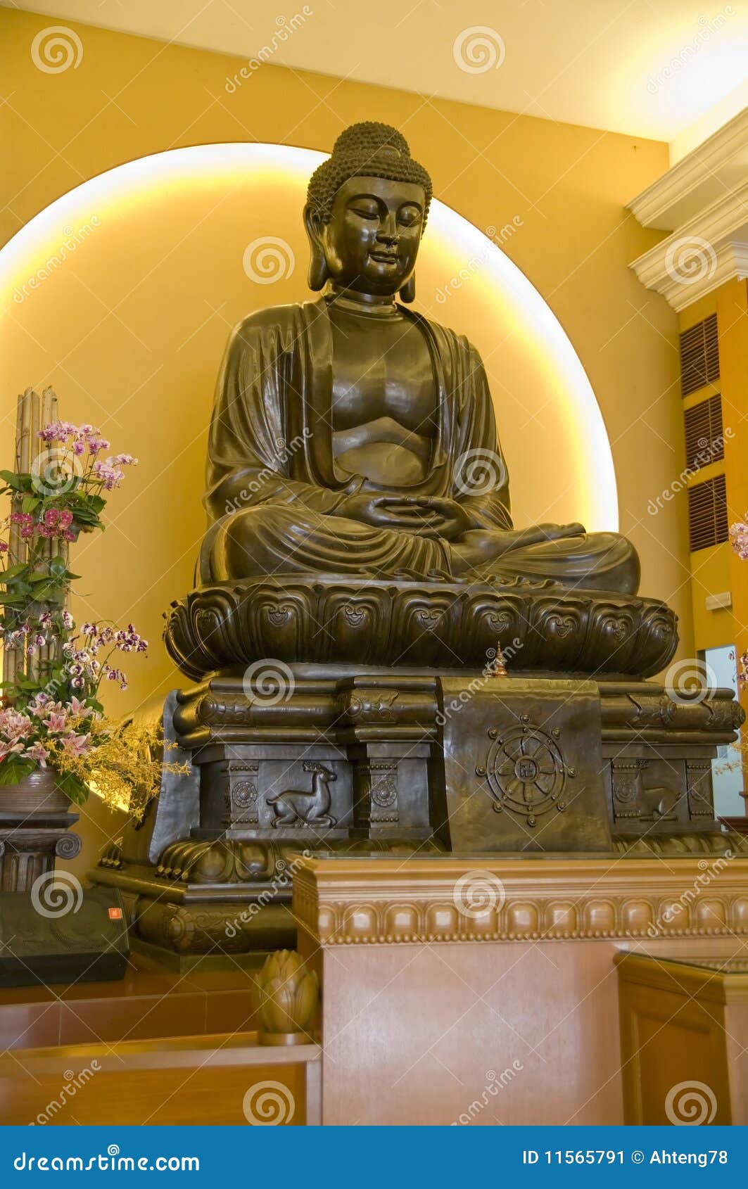 Buddha Sculpture Side View stock image. Image of scupture - 11565791