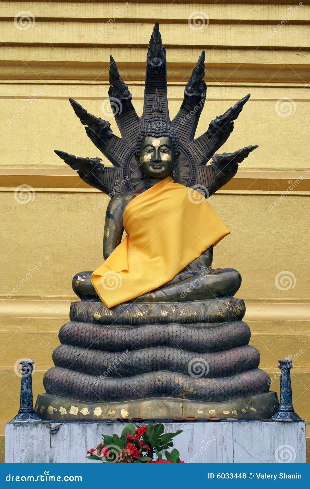Buddha and snakes stock photo. Image of head, east, face - 6033448