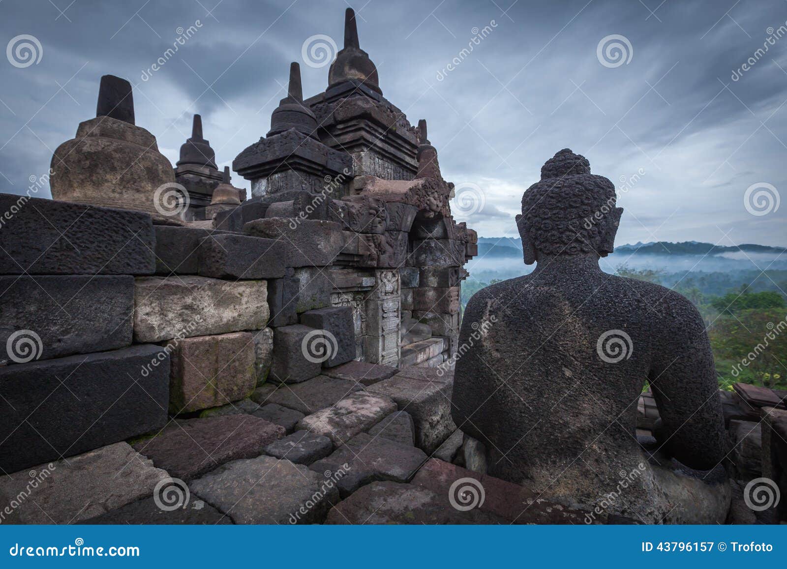 Buddha statue in Borobudur stock image. Image of heritage - 43796157