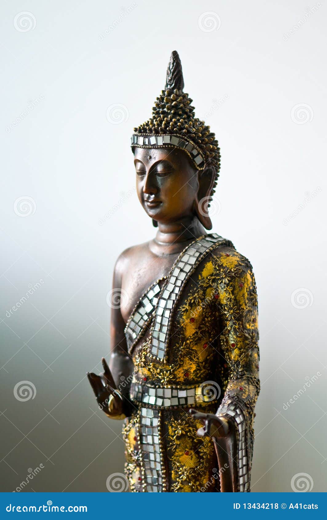 359 Buddha Robe Statue Background Stock Photos - Free & Royalty-Free ...