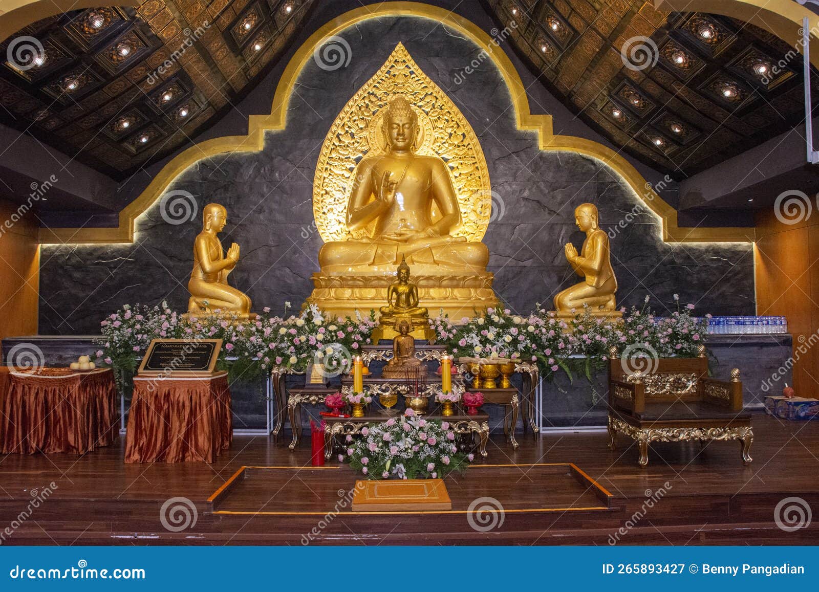 Buddha Statue Inside Vihara Editorial Photography - Image of chapel ...