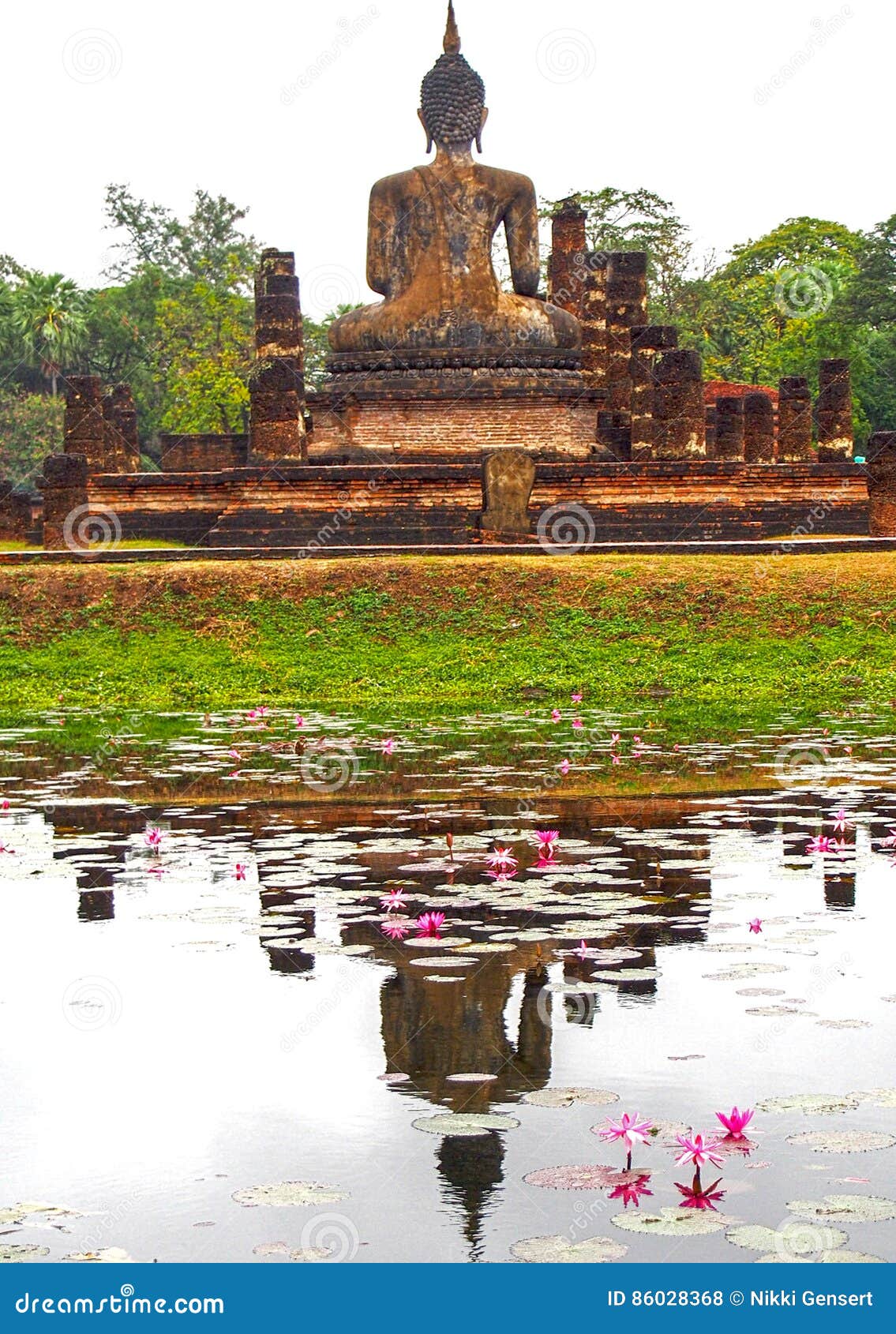 Buddha Statue Reflection stock photo. Image of architecture - 86028368