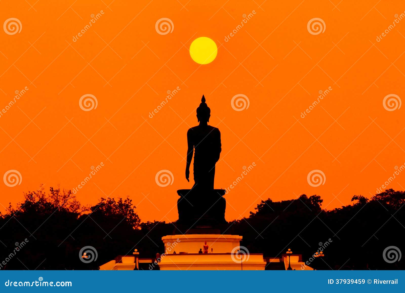 Buddha in the sunset stock image. Image of outdoors, holy - 37939459