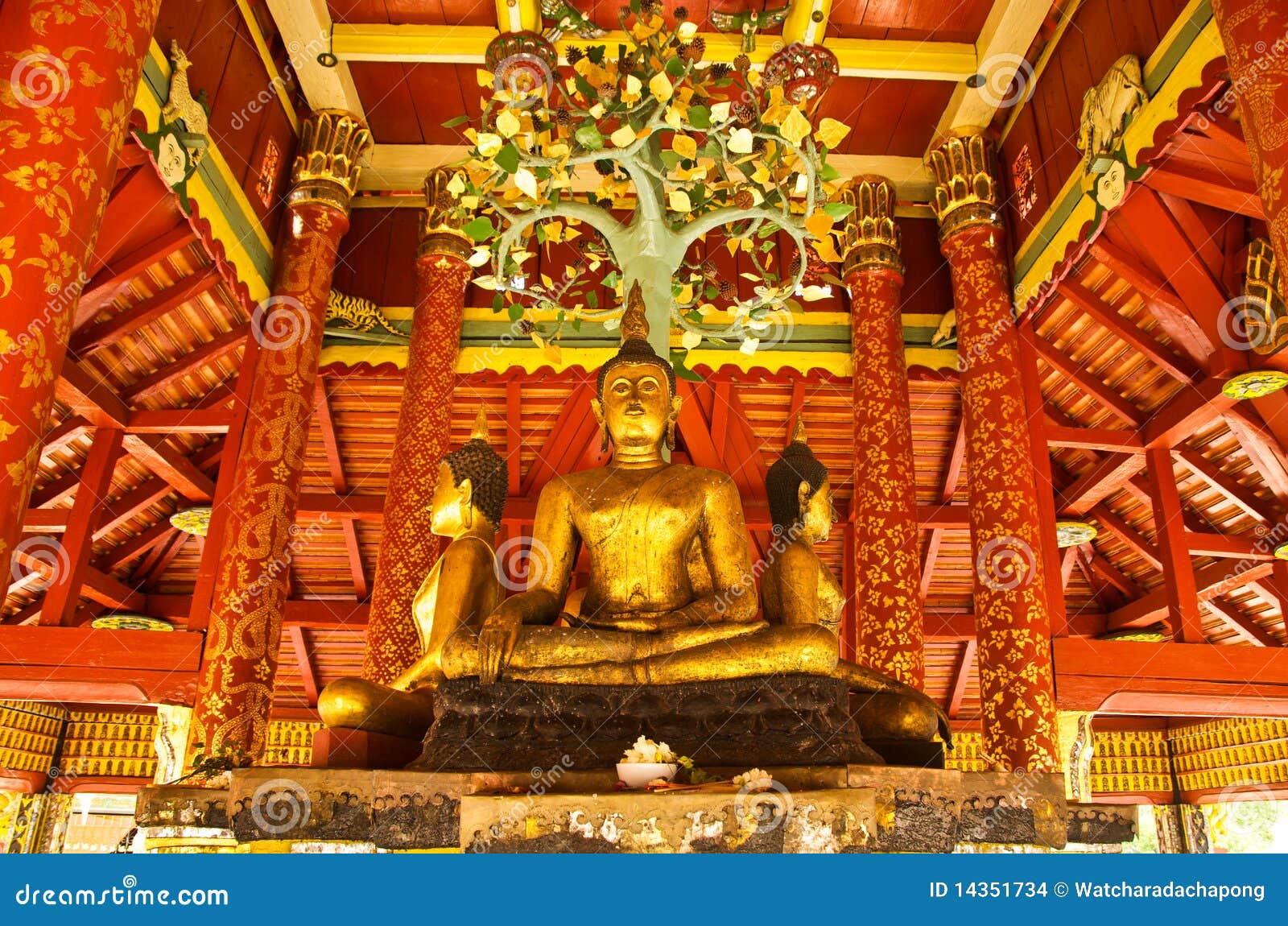 Buddha tempel thailand arkivfoto. Bild av askfat, guld - 14351734