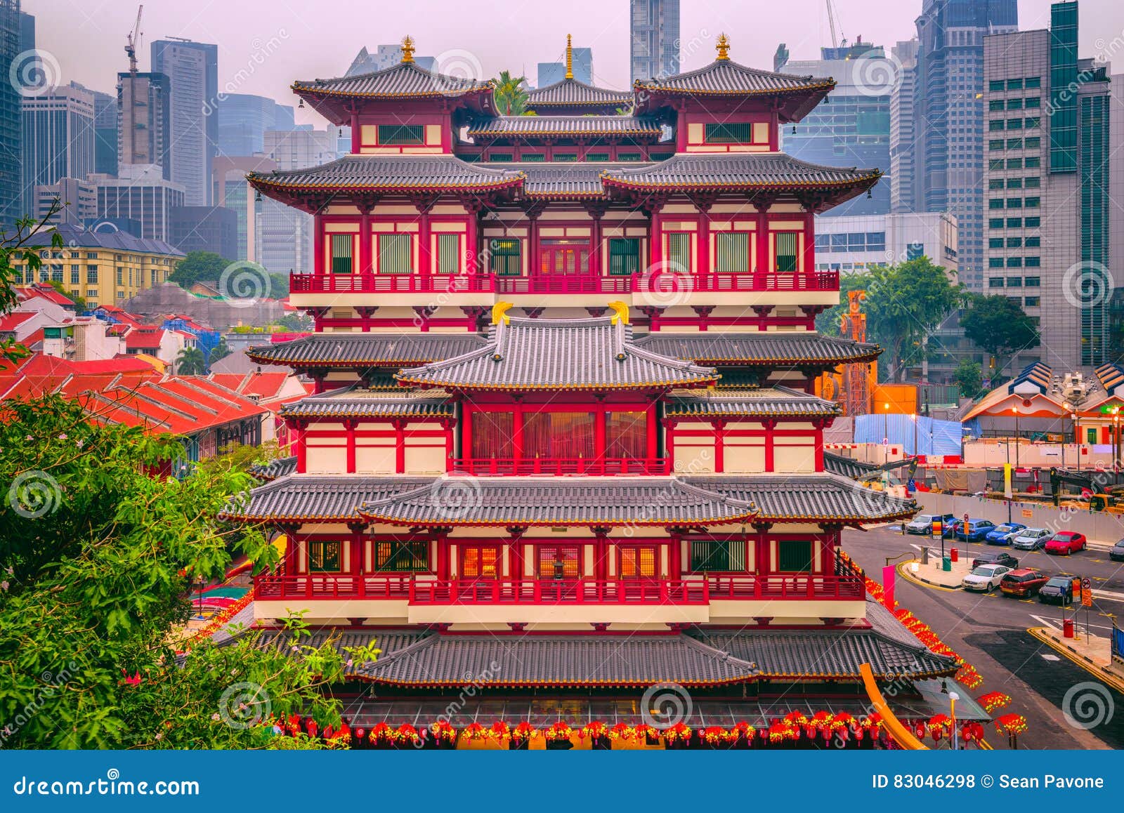 Buddha Tooth Temple stock photo. Image of holy, historical - 83046298